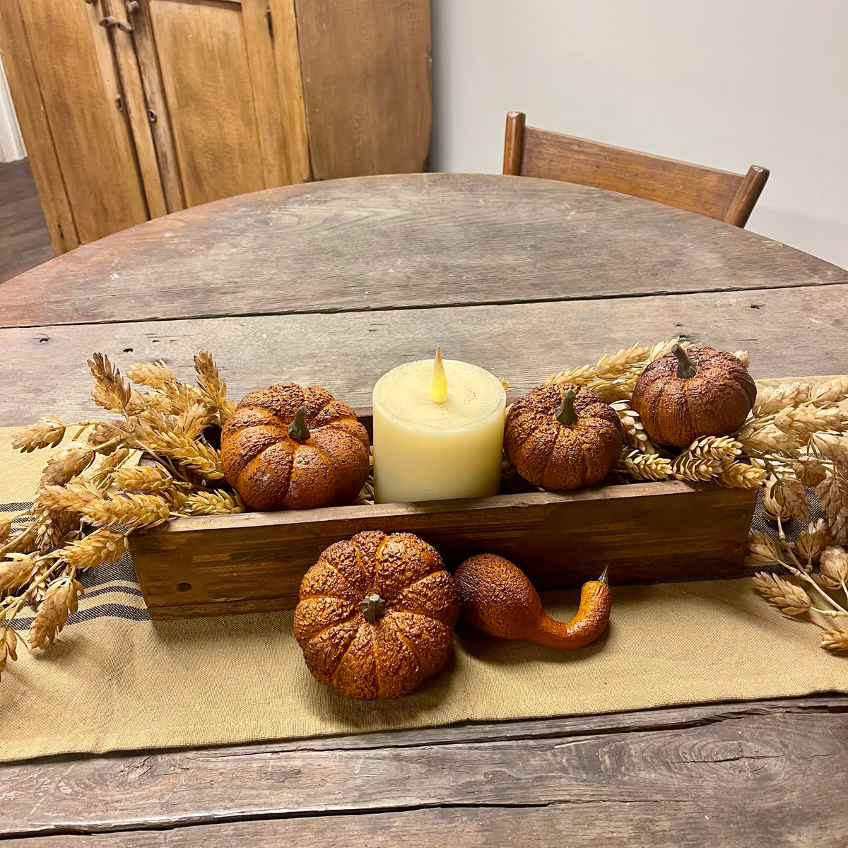 3 Fall Centerpiece Ideas for Your Far...