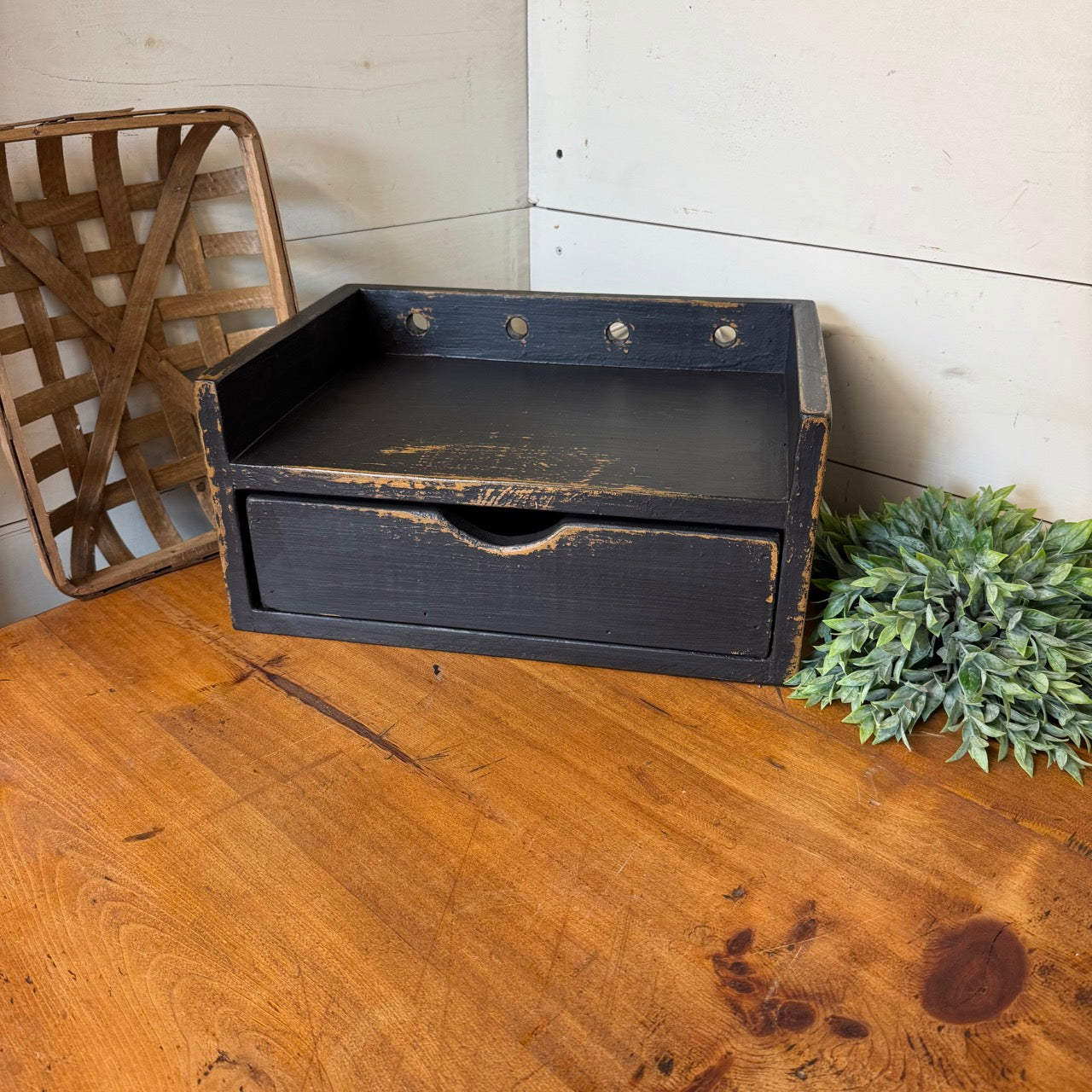 Alexander Box – Red Fox Primiti...